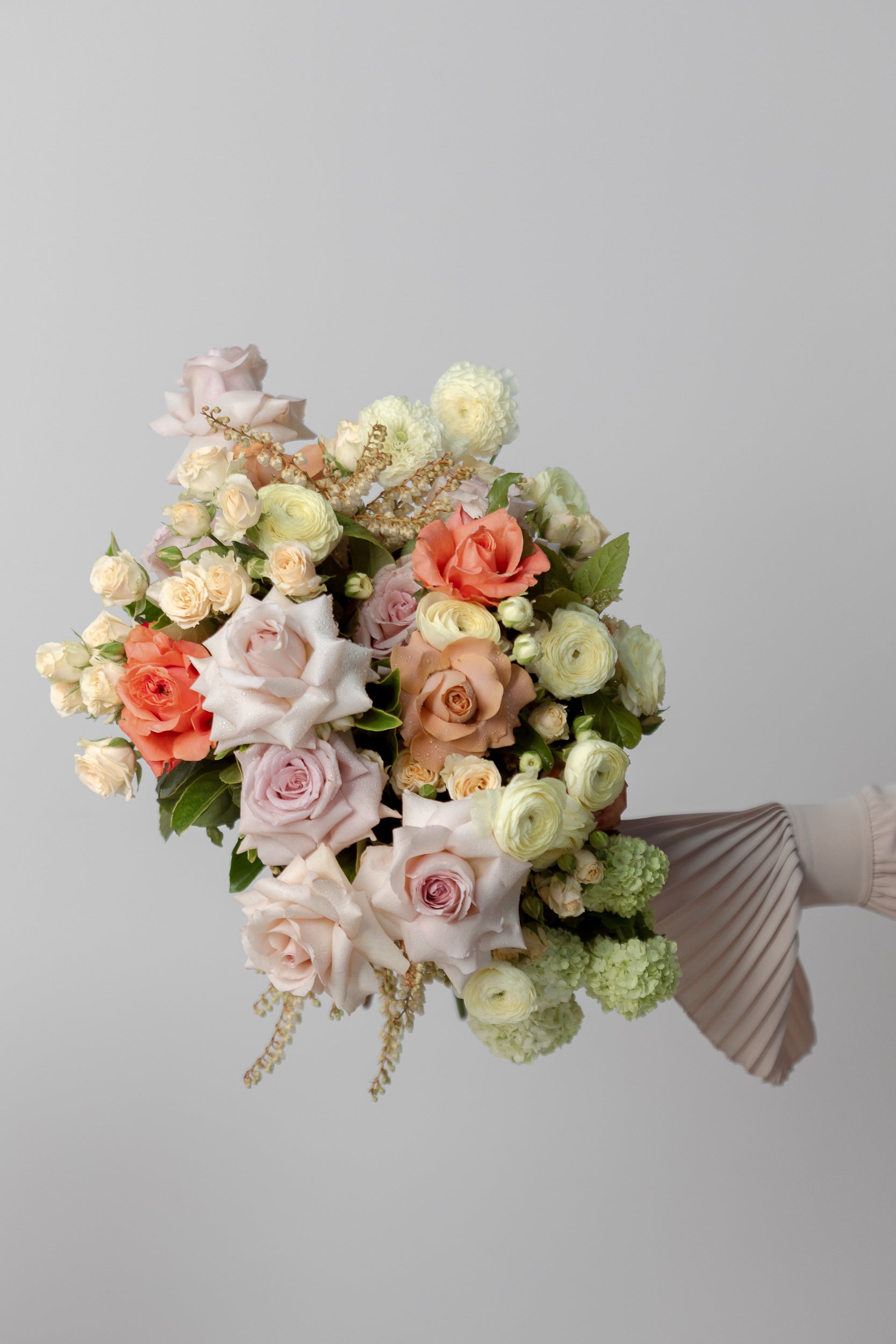Eccentric English Rose Bouquet - Flower Delivery Adelaide – Adelaide ...